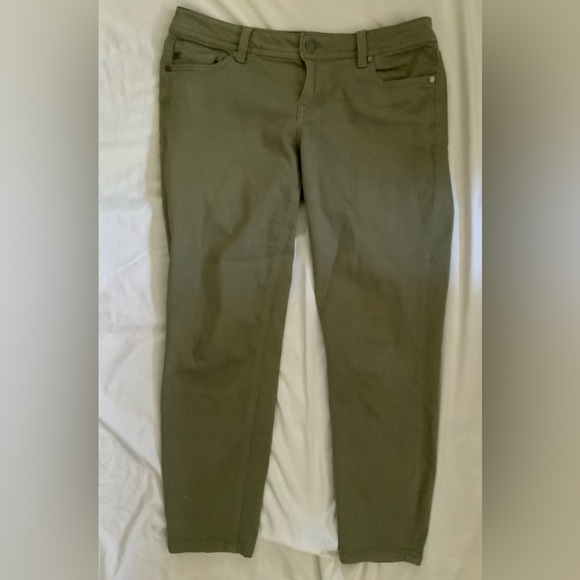 Miss Me | Jeans | Miss Me Olive Green Capris | Poshmark